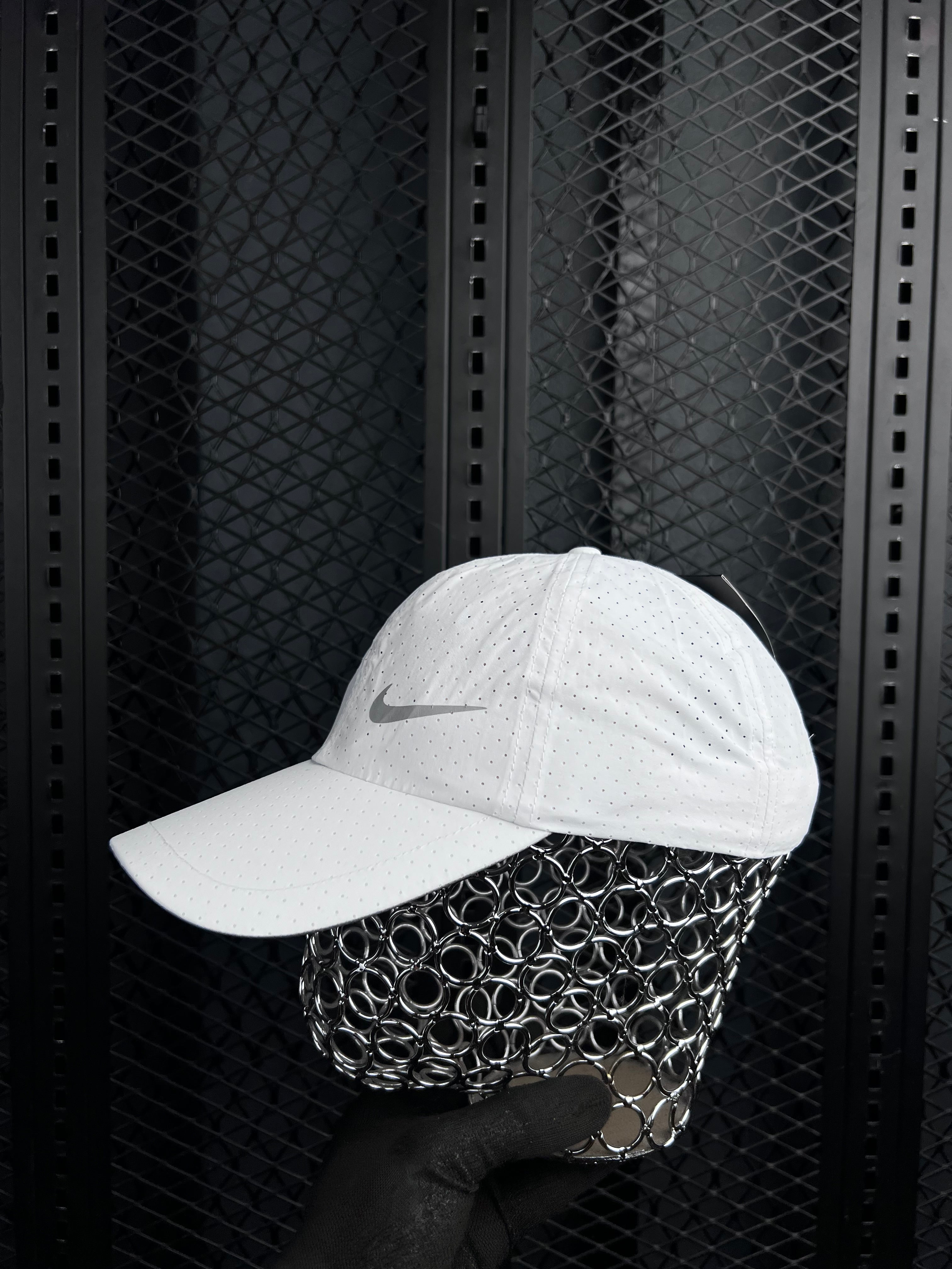 Luxury Cap’s – Marathon Club